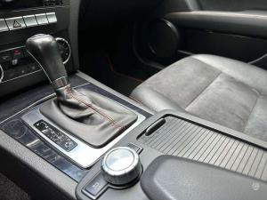 Pelēks Mercedes-Benz C 200 2013 Viļņa, ar dzinēja tilpumu 2.14 L un nobraukumu 214 tūkst. km par 7900 €, foto 25 vietnē AUTOMOTO.COM.LV