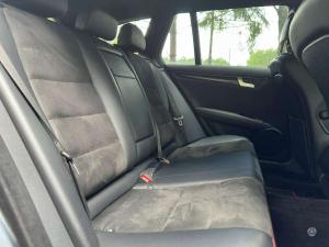 Pelēks Mercedes-Benz C 200 2013 Viļņa, ar dzinēja tilpumu 2.14 L un nobraukumu 214 tūkst. km par 7900 €, foto 29 vietnē AUTOMOTO.COM.LV