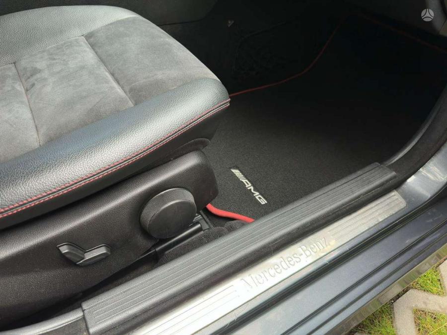 Pelēks Mercedes-Benz C 200 2013 Viļņa, ar dzinēja tilpumu 2.14 L un nobraukumu 214 tūkst. km par 7900 €, foto 36 vietnē AUTOMOTO.COM.LV