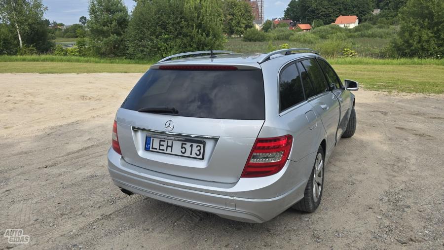 Pelēks Mercedes-Benz C 200 2013 Šilutė, ar dzinēja tilpumu 2.20 L un nobraukumu 340 tūkst. km par 4500 €, foto 7 vietnē AUTOMOTO.COM.LV