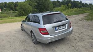 Pelēks Mercedes-Benz C 200 2013 Šilutė, ar dzinēja tilpumu 2.20 L un nobraukumu 340 tūkst. km par 4500 €, foto 8 vietnē AUTOMOTO.COM.LV