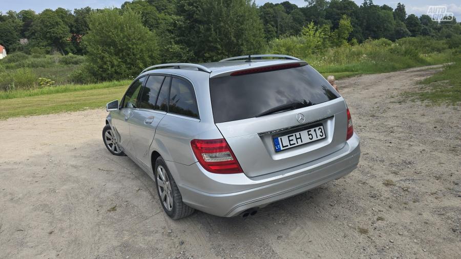 Pelēks Mercedes-Benz C 200 2013 Šilutė, ar dzinēja tilpumu 2.20 L un nobraukumu 340 tūkst. km par 4500 €, foto 8 vietnē AUTOMOTO.COM.LV