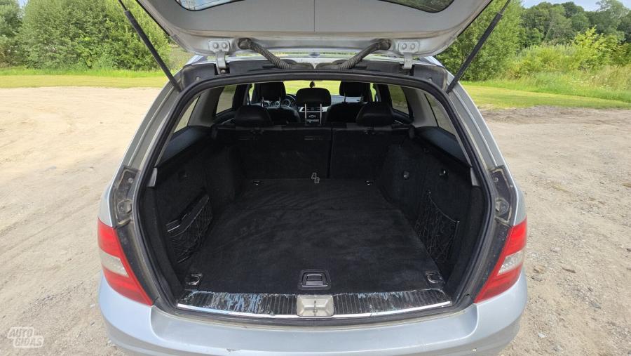 Pelēks Mercedes-Benz C 200 2013 Šilutė, ar dzinēja tilpumu 2.20 L un nobraukumu 340 tūkst. km par 4500 €, foto 11 vietnē AUTOMOTO.COM.LV
