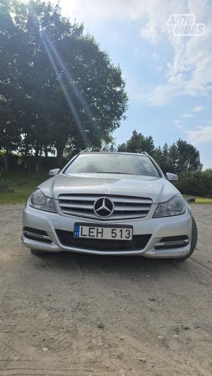Pelēks Mercedes-Benz C 200 2013 Šilutė, ar dzinēja tilpumu 2.20 L un nobraukumu 340 tūkst. km par 4500 €, foto 16 vietnē AUTOMOTO.COM.LV