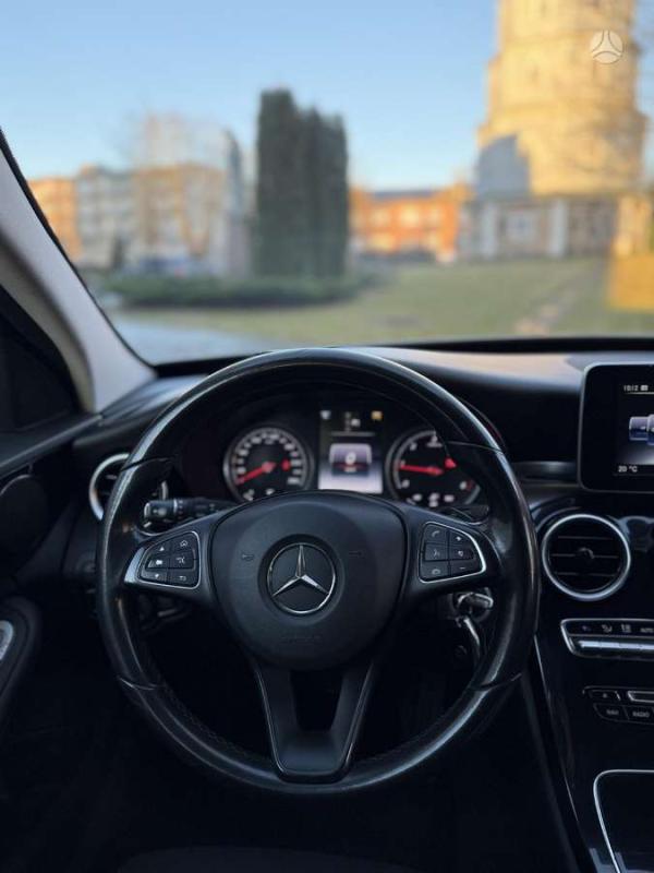 Pelēks Mercedes-Benz C 200 2015 Šauļi, ar dzinēja tilpumu 1.60 L un nobraukumu 282 tūkst. km par 11900 €, foto 8 vietnē AUTOMOTO.COM.LV