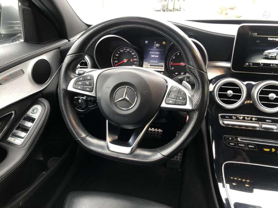 Pelēks Mercedes-Benz C 200 2015 Viļņa, ar dzinēja tilpumu 2.00 L un nobraukumu 260 tūkst. km par 12700 €, foto 14 vietnē AUTOMOTO.COM.LV