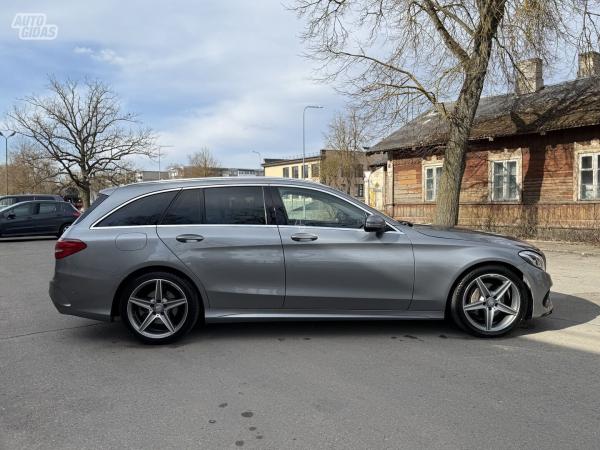 Grey Mercedes-Benz C 200 2015 in Siauliai, with an engine capacity of 1.60 L and mileage of 287 thousand km for 9800 €, photo 7 on AUTOMOTO.COM.LV