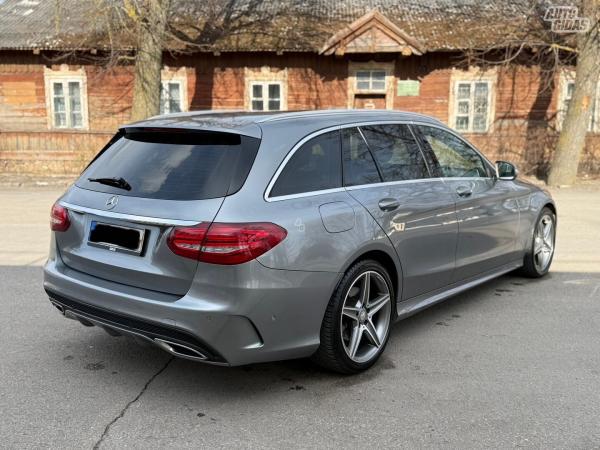 Grey Mercedes-Benz C 200 2015 in Siauliai, with an engine capacity of 1.60 L and mileage of 287 thousand km for 9800 €, photo 8 on AUTOMOTO.COM.LV