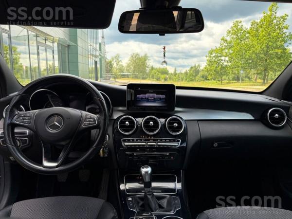 Grey Mercedes-Benz C 200 2015 in Tukums, with an engine capacity of 1.60 L and mileage of 320 thousand km for 11900 €, photo 5 on AUTOMOTO.COM.LV