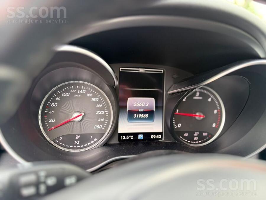 Серый Мерседес Ц 200 2015 в Тукумс, объемом двигателя 1.60 л и пробегом 320 тыс. км за 11900 €, фото 7 на AUTOMOTO.COM.LV