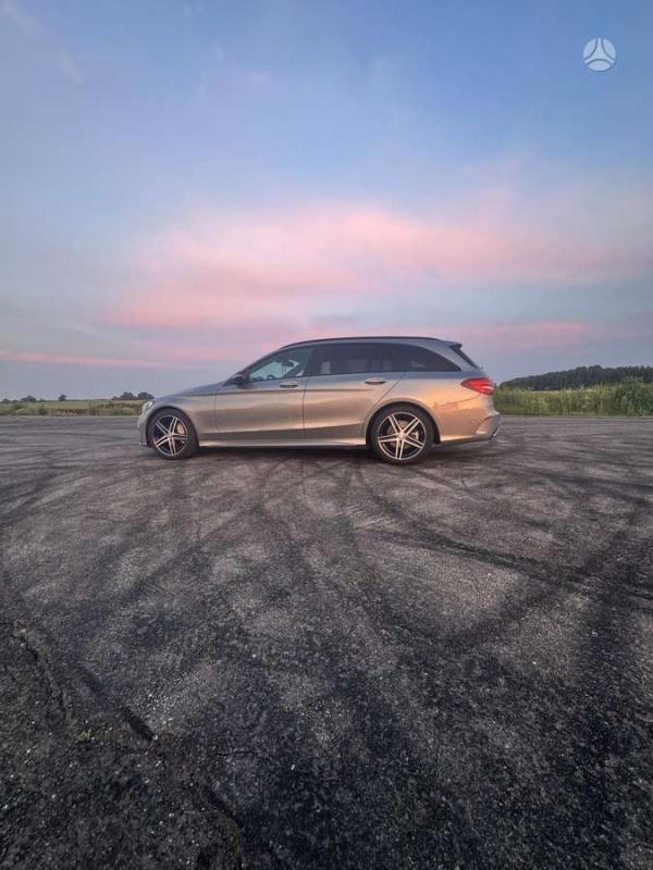 Pelēks Mercedes-Benz C 200 2016 Kauņa, ar dzinēja tilpumu 2.00 L un nobraukumu 290 tūkst. km par 11500 €, foto 2 vietnē AUTOMOTO.COM.LV
