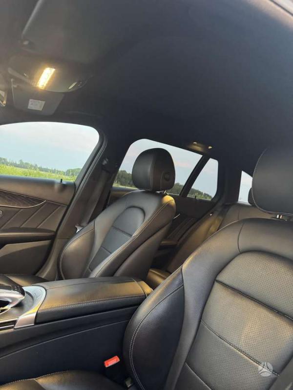 Pelēks Mercedes-Benz C 200 2016 Kauņa, ar dzinēja tilpumu 2.00 L un nobraukumu 290 tūkst. km par 11500 €, foto 6 vietnē AUTOMOTO.COM.LV