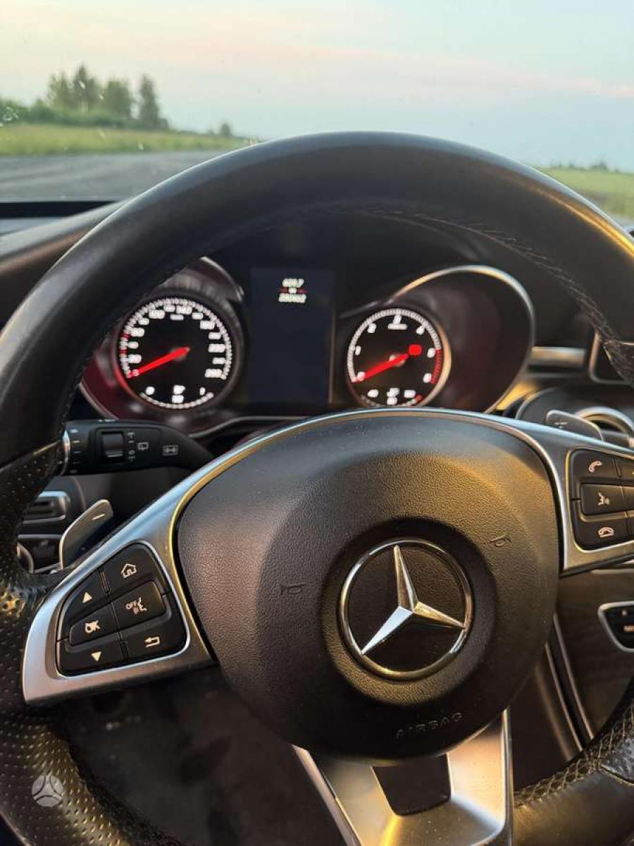 Grey Mercedes-Benz C 200 2016 in Kaunas, with an engine capacity of 2.00 L and mileage of 290 thousand km for 11500 €, photo 9 on AUTOMOTO.COM.LV