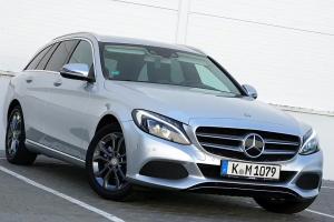 Pelēks Mercedes-Benz C 200 2016 Rīga, ar dzinēja tilpumu 2.00 L un nobraukumu 225 tūkst. km par 8000 €, foto 4 vietnē AUTOMOTO.COM.LV