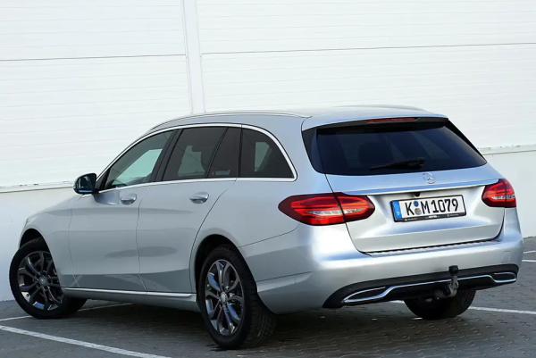 Pelēks Mercedes-Benz C 200 2016 Rīga, ar dzinēja tilpumu 2.00 L un nobraukumu 225 tūkst. km par 8000 €, foto 7 vietnē AUTOMOTO.COM.LV