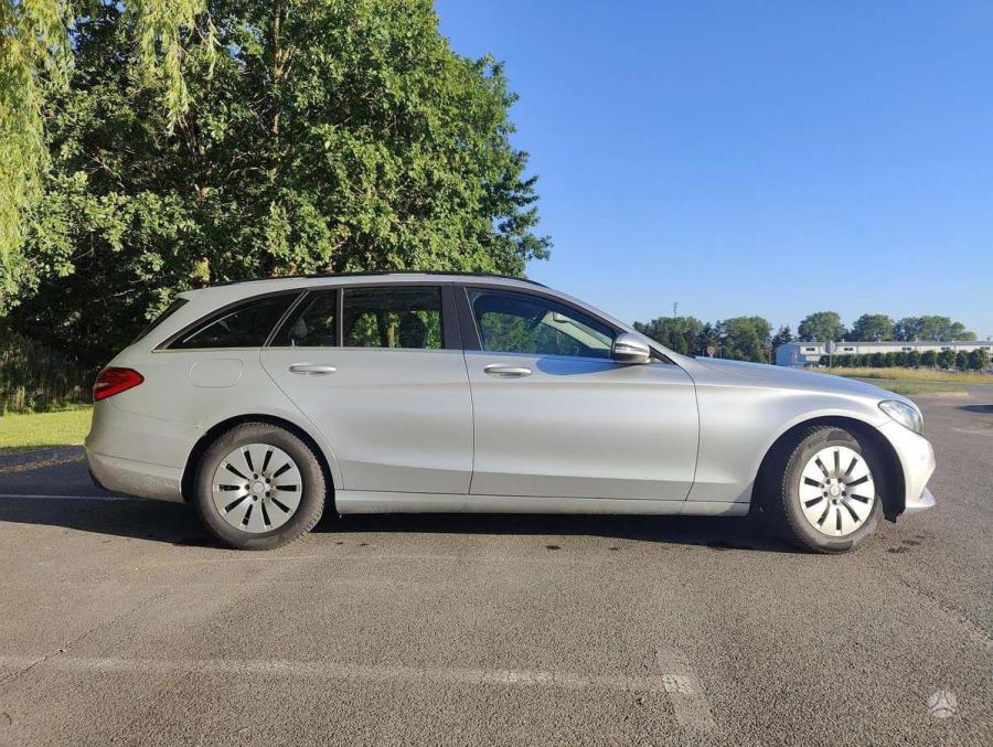 Pelēks Mercedes-Benz C 200 2016 Klaipėda, ar dzinēja tilpumu 1.60 L un nobraukumu 283 tūkst. km par 7850 €, foto 10 vietnē AUTOMOTO.COM.LV