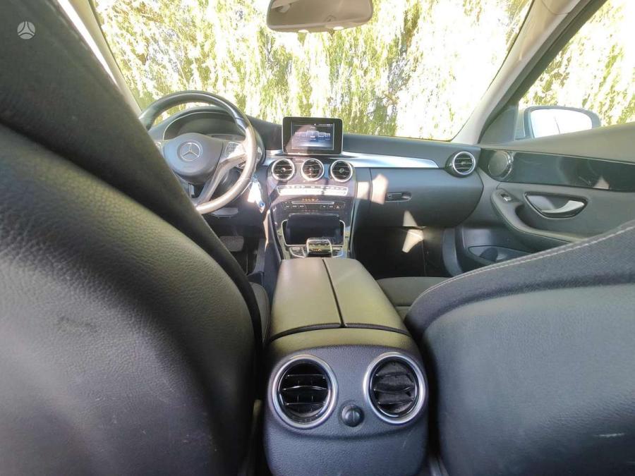 Pelēks Mercedes-Benz C 200 2016 Klaipėda, ar dzinēja tilpumu 1.60 L un nobraukumu 283 tūkst. km par 7850 €, foto 19 vietnē AUTOMOTO.COM.LV