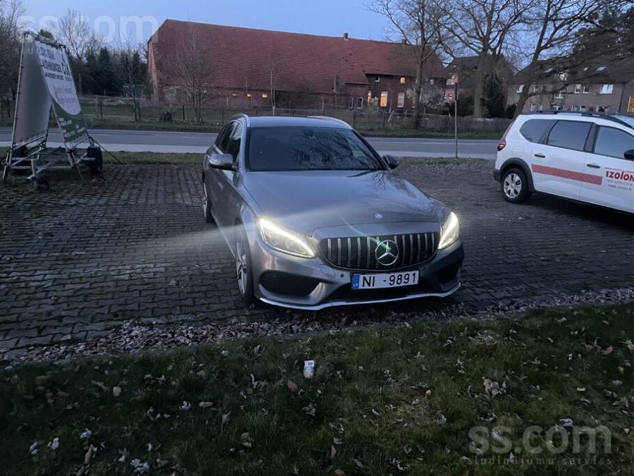 Pelēks Mercedes-Benz C 200 2016 Rīga, ar dzinēja tilpumu 2.10 L un nobraukumu 335 tūkst. km par 10000 €, foto 7 vietnē AUTOMOTO.COM.LV