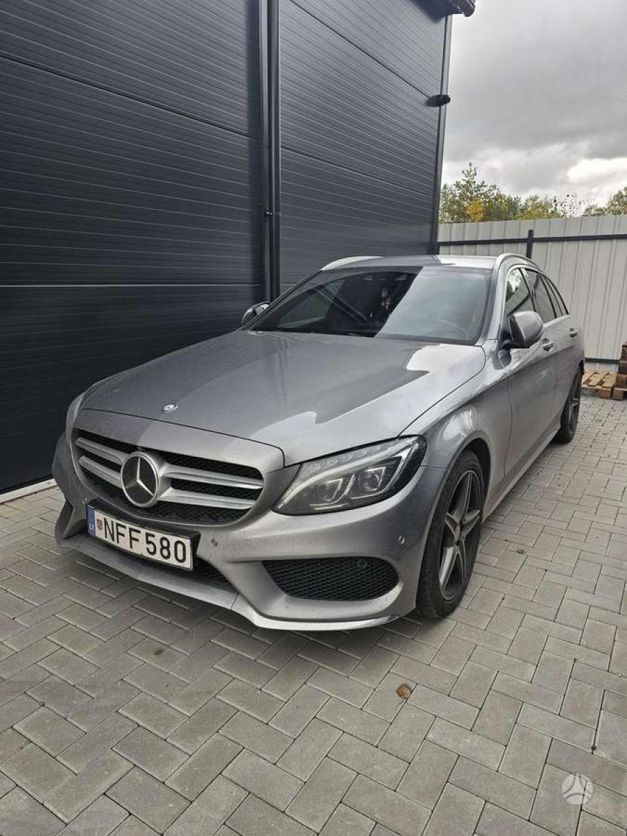 Grey Mercedes-Benz C 200 2016 in Kaunas, with an engine capacity of 1.99 L and mileage of 175 thousand km for 8000 €, photo 1 on AUTOMOTO.COM.LV