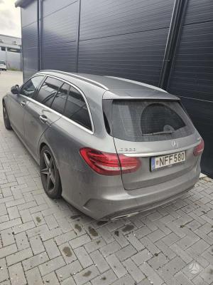 Grey Mercedes-Benz C 200 2016 in Kaunas, with an engine capacity of 1.99 L and mileage of 175 thousand km for 8000 €, photo 4 on AUTOMOTO.COM.LV