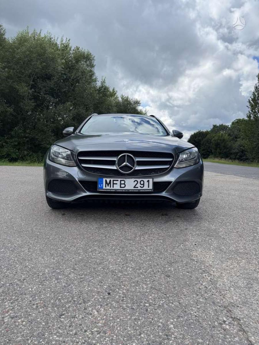 Pelēks Mercedes-Benz C 200 2017 Kauņa, ar dzinēja tilpumu 1.60 L un nobraukumu 171 tūkst. km par 11490 €, foto 3 vietnē AUTOMOTO.COM.LV