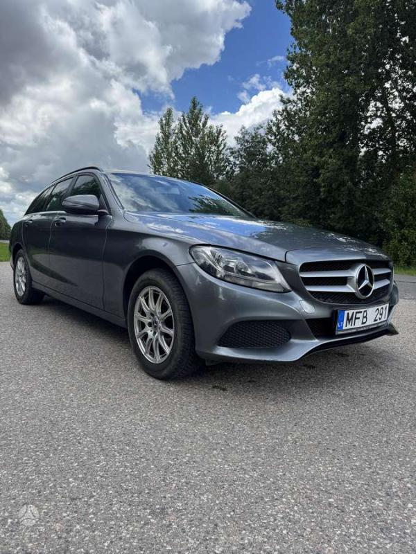 Pelēks Mercedes-Benz C 200 2017 Kauņa, ar dzinēja tilpumu 1.60 L un nobraukumu 171 tūkst. km par 11490 €, foto 3 vietnē AUTOMOTO.COM.LV