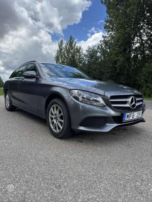 Pelēks Mercedes-Benz C 200 2017 Kauņa, ar dzinēja tilpumu 1.60 L un nobraukumu 171 tūkst. km par 11490 €, foto 4 vietnē AUTOMOTO.COM.LV