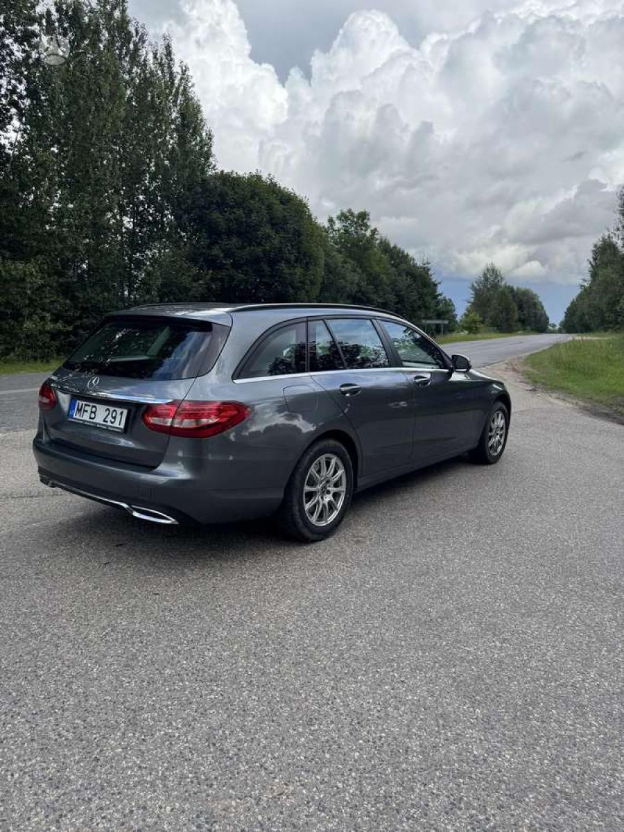 Pelēks Mercedes-Benz C 200 2017 Kauņa, ar dzinēja tilpumu 1.60 L un nobraukumu 171 tūkst. km par 11490 €, foto 6 vietnē AUTOMOTO.COM.LV