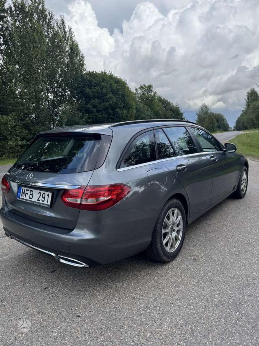 Pelēks Mercedes-Benz C 200 2017 Kauņa, ar dzinēja tilpumu 1.60 L un nobraukumu 171 tūkst. km par 11490 €, foto 7 vietnē AUTOMOTO.COM.LV