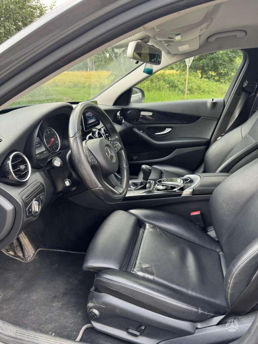 Pelēks Mercedes-Benz C 200 2017 Kauņa, ar dzinēja tilpumu 1.60 L un nobraukumu 171 tūkst. km par 11490 €, foto 14 vietnē AUTOMOTO.COM.LV