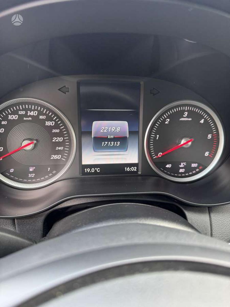 Pelēks Mercedes-Benz C 200 2017 Kauņa, ar dzinēja tilpumu 1.60 L un nobraukumu 171 tūkst. km par 11490 €, foto 16 vietnē AUTOMOTO.COM.LV