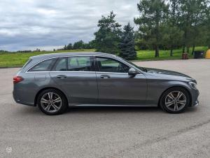 Grey Mercedes-Benz C 200 2017 in Alytus, with an engine capacity of 2.14 L and mileage of 289 thousand km for 11350 €, photo 7 on AUTOMOTO.COM.LV