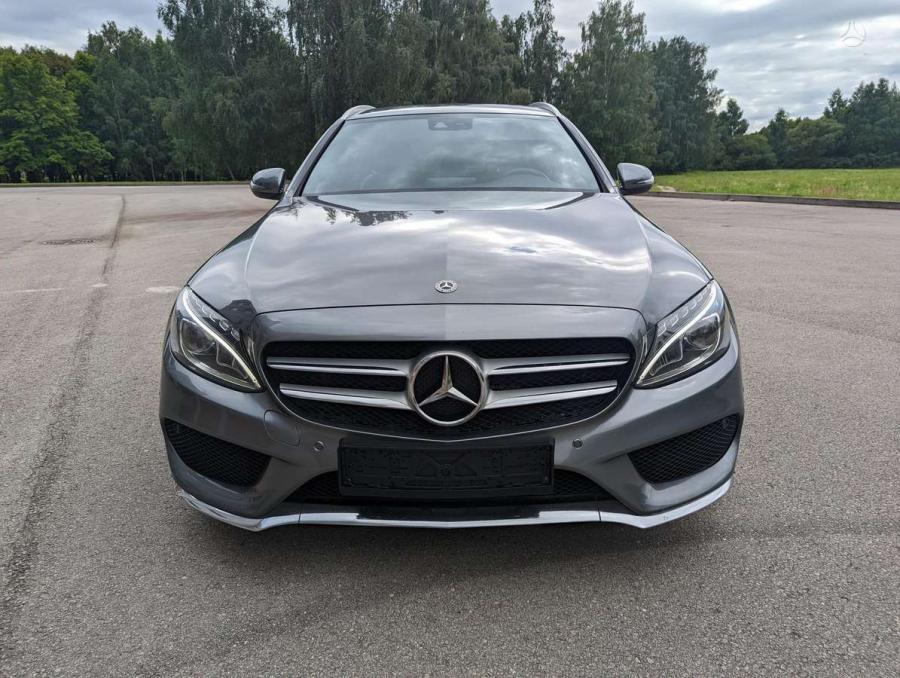 Grey Mercedes-Benz C 200 2017 in Alytus, with an engine capacity of 2.14 L and mileage of 289 thousand km for 11350 €, photo 9 on AUTOMOTO.COM.LV