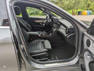 Grey Mercedes-Benz C 200 2017 in Alytus, with an engine capacity of 2.14 L and mileage of 289 thousand km for 11350 €, photo 12 on AUTOMOTO.COM.LV