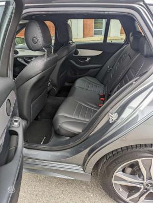 Grey Mercedes-Benz C 200 2017 in Alytus, with an engine capacity of 2.14 L and mileage of 289 thousand km for 11350 €, photo 15 on AUTOMOTO.COM.LV