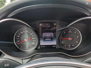 Grey Mercedes-Benz C 200 2017 in Alytus, with an engine capacity of 2.14 L and mileage of 289 thousand km for 11350 €, photo 18 on AUTOMOTO.COM.LV