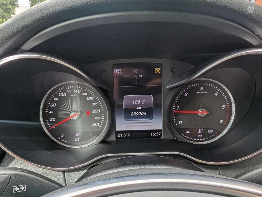 Grey Mercedes-Benz C 200 2017 in Alytus, with an engine capacity of 2.14 L and mileage of 289 thousand km for 11350 €, photo 18 on AUTOMOTO.COM.LV