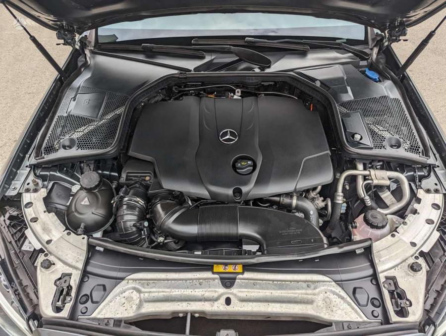 Grey Mercedes-Benz C 200 2017 in Alytus, with an engine capacity of 2.14 L and mileage of 289 thousand km for 11350 €, photo 33 on AUTOMOTO.COM.LV