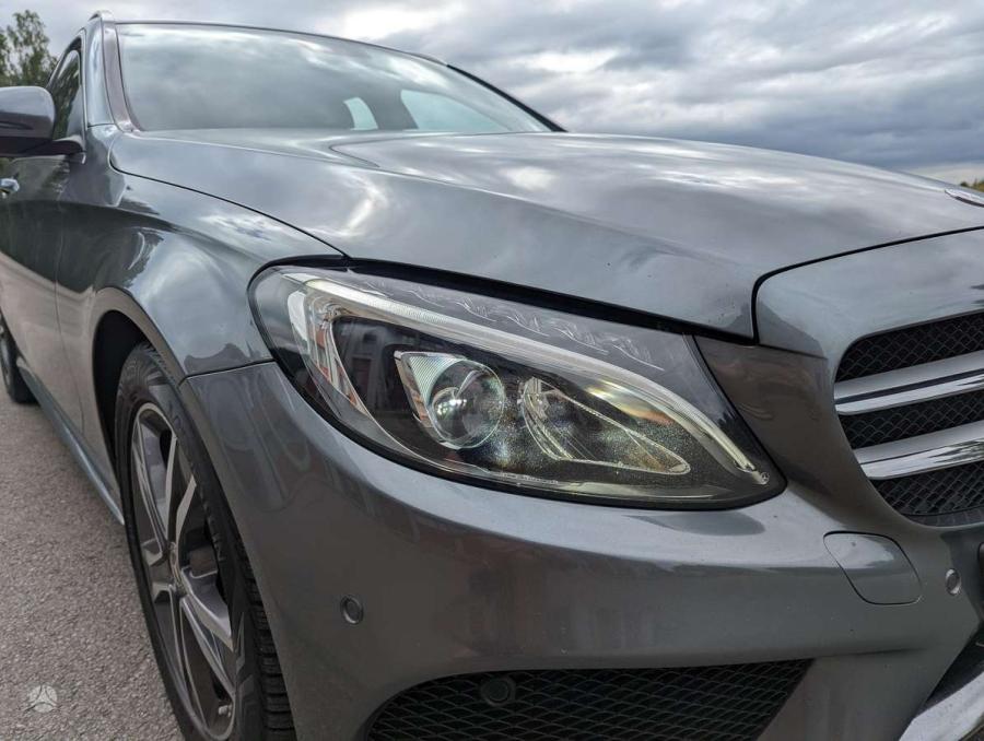 Grey Mercedes-Benz C 200 2017 in Alytus, with an engine capacity of 2.14 L and mileage of 289 thousand km for 11350 €, photo 36 on AUTOMOTO.COM.LV