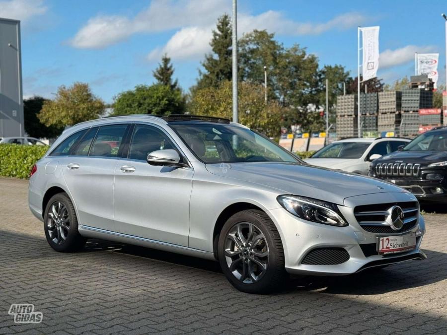 Pelēks Mercedes-Benz C 200 2018 Kauņa, ar dzinēja tilpumu 2.00 L un nobraukumu 79 tūkst. km par 23945 €, foto 1 vietnē AUTOMOTO.COM.LV