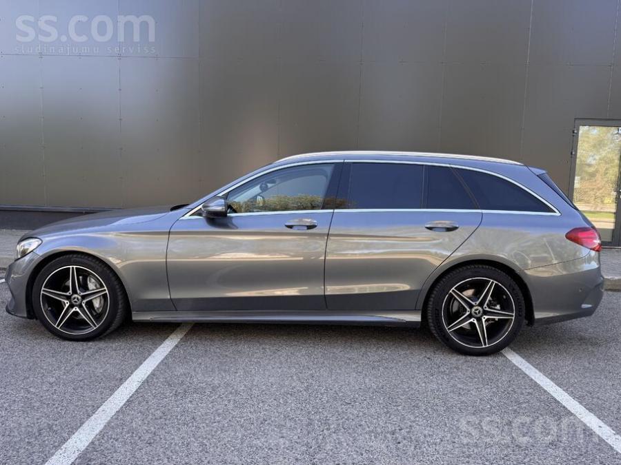 Grey Mercedes-Benz C 200 2018 in Riga, with an engine capacity of 2.20 L and mileage of 294 thousand km for 13700 €, photo 4 on AUTOMOTO.COM.LV