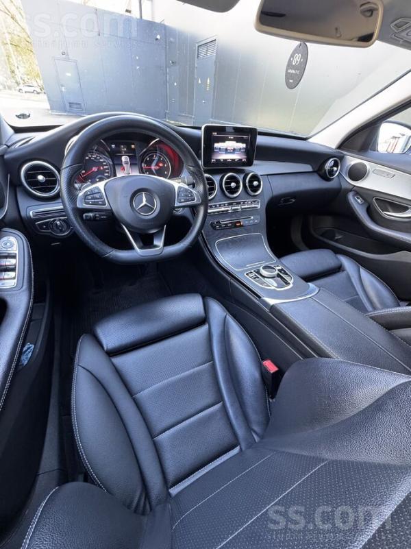 Pelēks Mercedes-Benz C 200 2018 Rīga, ar dzinēja tilpumu 2.20 L un nobraukumu 294 tūkst. km par 13700 €, foto 10 vietnē AUTOMOTO.COM.LV
