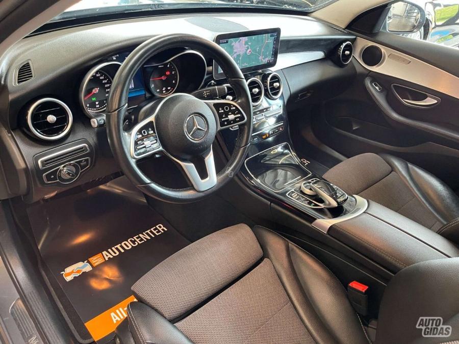 Pelēks Mercedes-Benz C 200 2019 Kauņa, ar dzinēja tilpumu 1.60 L un nobraukumu 37 tūkst. km par 23420 €, foto 10 vietnē AUTOMOTO.COM.LV