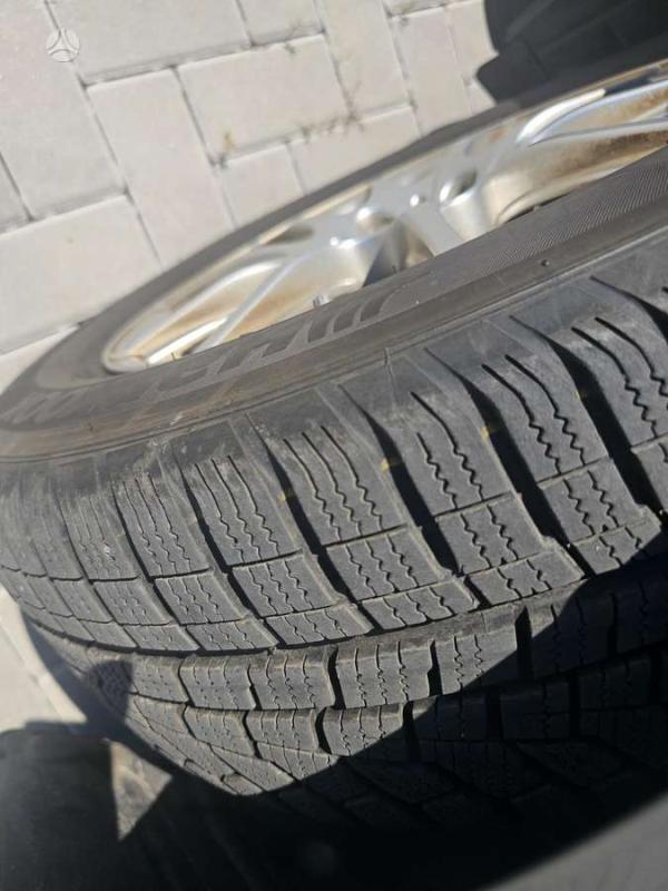 Grey Mercedes-Benz C 200 2019 in Kaunas, with an engine capacity of 1.95 L and mileage of 80 thousand km for 12650 €, photo 8 on AUTOMOTO.COM.LV