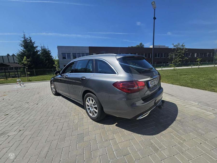 Pelēks Mercedes-Benz C 200 2019 Kauņa, ar dzinēja tilpumu 1.95 L un nobraukumu 80 tūkst. km par 12650 €, foto 12 vietnē AUTOMOTO.COM.LV