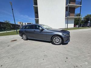 Pelēks Mercedes-Benz C 200 2019 Kauņa, ar dzinēja tilpumu 1.95 L un nobraukumu 80 tūkst. km par 12650 €, foto 14 vietnē AUTOMOTO.COM.LV