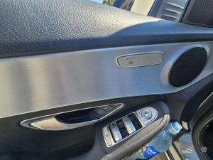 Pelēks Mercedes-Benz C 200 2019 Kauņa, ar dzinēja tilpumu 1.95 L un nobraukumu 80 tūkst. km par 12650 €, foto 23 vietnē AUTOMOTO.COM.LV