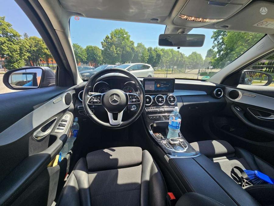 Pelēks Mercedes-Benz C 200 2019 Kauņa, ar dzinēja tilpumu 1.95 L un nobraukumu 80 tūkst. km par 12650 €, foto 25 vietnē AUTOMOTO.COM.LV