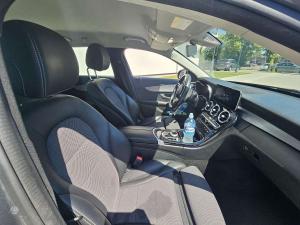 Pelēks Mercedes-Benz C 200 2019 Kauņa, ar dzinēja tilpumu 1.95 L un nobraukumu 80 tūkst. km par 12650 €, foto 26 vietnē AUTOMOTO.COM.LV