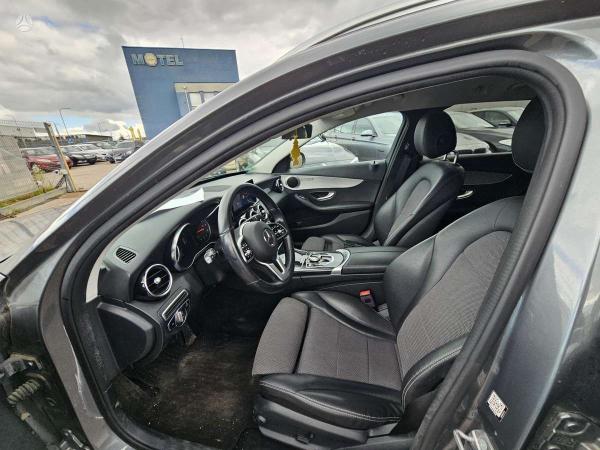 Мерседес Ц 200 2019 в Каунас на AUTOMOTO.COM.LV Серый Мерседес Ц 200 2019 в Каунас, объемом двигателя 1.60 л и пробегом 170 тыс. км за 13150 €, фото 7 на AUTOMOTO.COM.LV